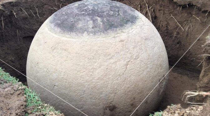 What Are the Mysterious and Enormous Stone Spheres Found in Costa Rica ...