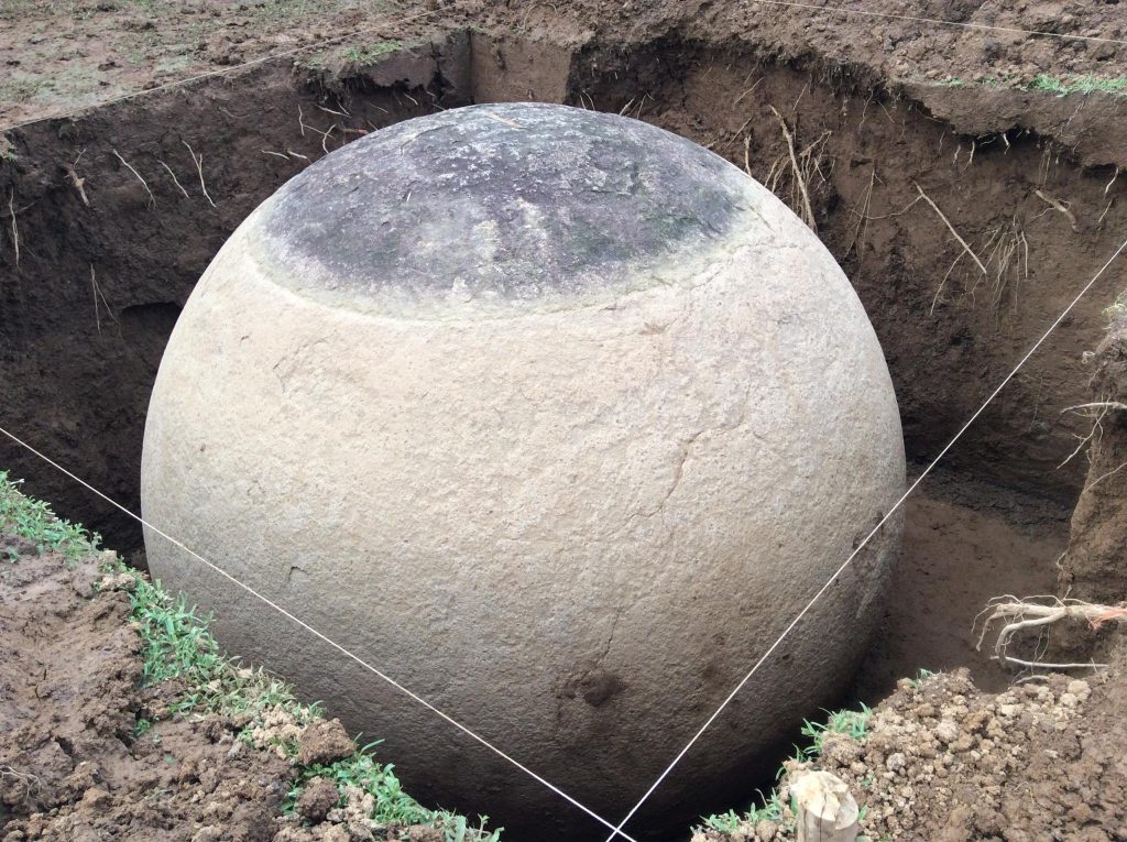 What Are the Mysterious and Enormous Stone Spheres Found in Costa Rica ...