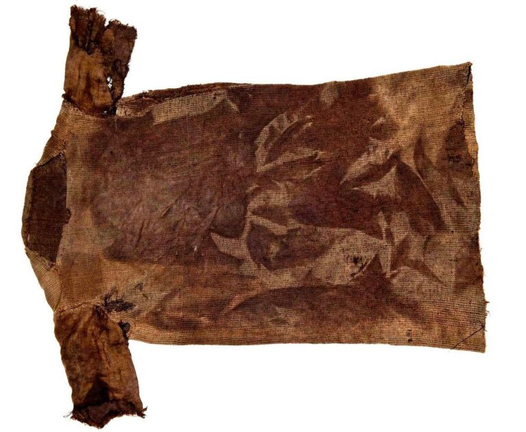 Norway’s melting ice is revealing priceless ancient artifacts ...