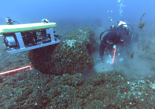 A 9,000-year-old caribou hunting structure beneath Lake Huron ...