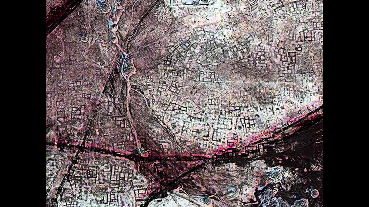 Egyptian pyramids found by infra-red satellite images | ARCHAEOLOGY WORLD