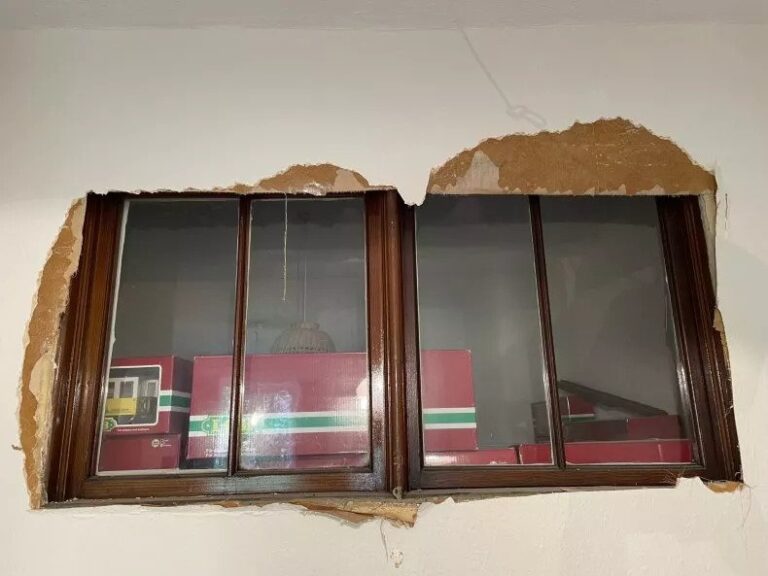 Man Finds Secret Window Hidden Behind Wallpaper in 19th-Century Home ...
