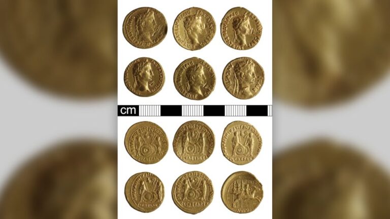 Gold coins emerged when the earth was full; Ancient hoard of gold Roman ...