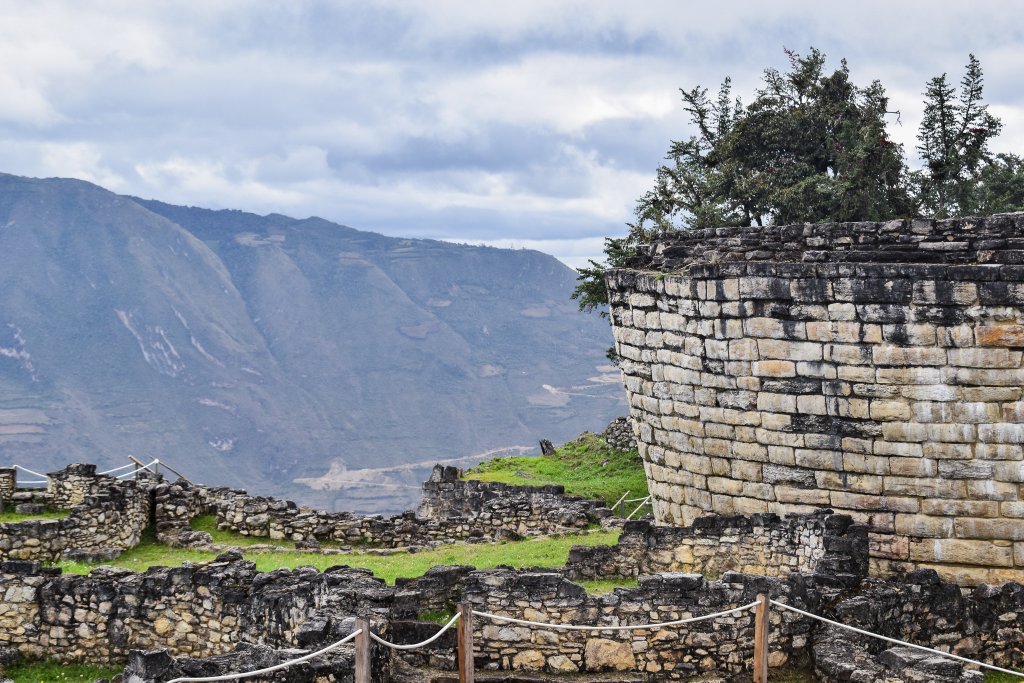 Chachapoya Clouds Warriors 2 | ARCHAEOLOGY WORLD