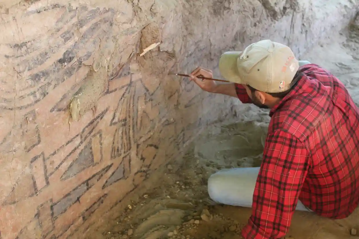 lost ancient mural 2 | ARCHAEOLOGY WORLD
