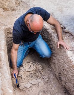 Byzantine monk 3 | ARCHAEOLOGY WORLD